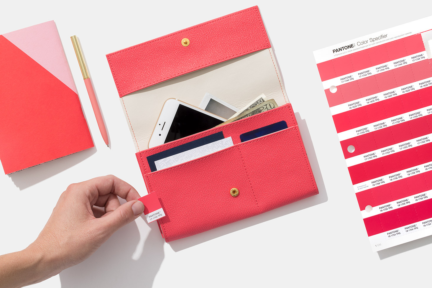 Appletizer - Pantone® Textile - Fashion & Home TPG (paper version ...